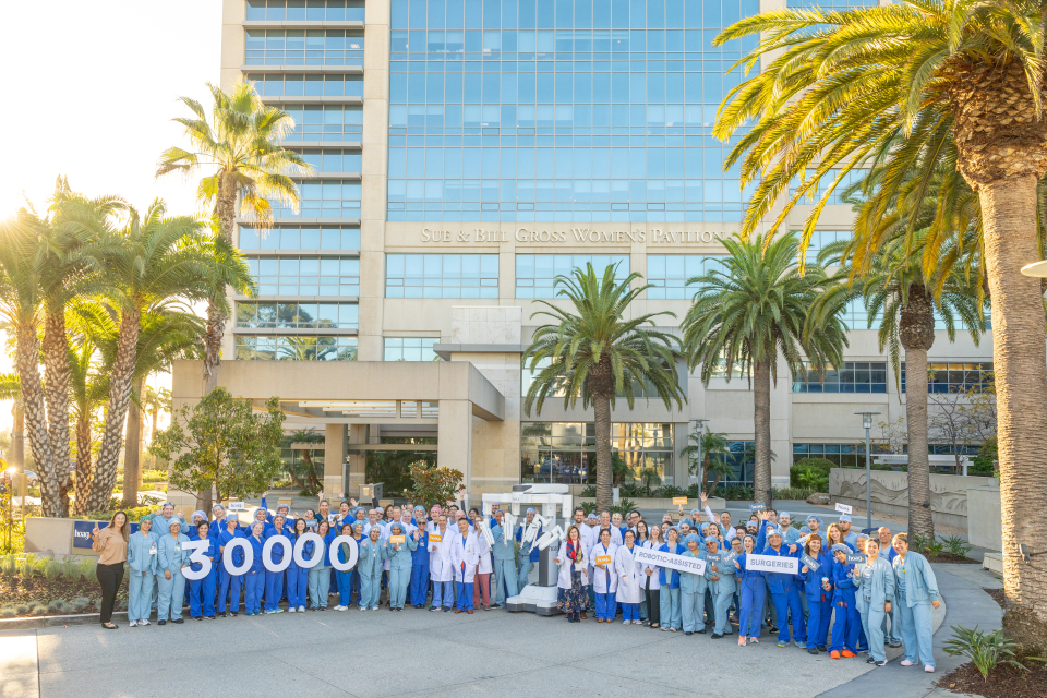 Hoag Performs 30,000th Robotic-Assisted Surgery - Hoag